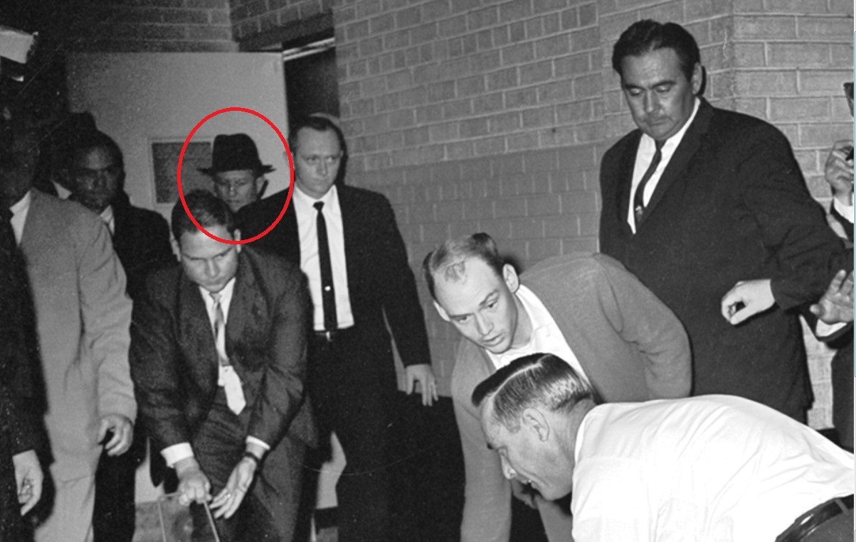 Oswald in the doorway: the blog of the Oswald Innocence Campaign, by ...