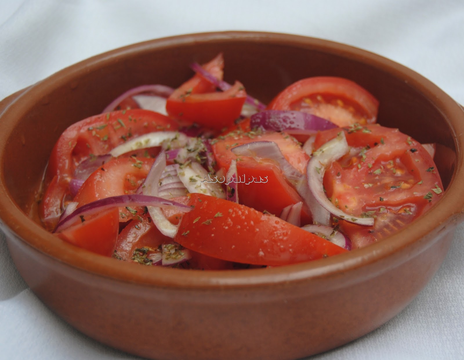 Ensalada de Tomate y Cebolla (Domatosalata me Kremidia). Receta ...