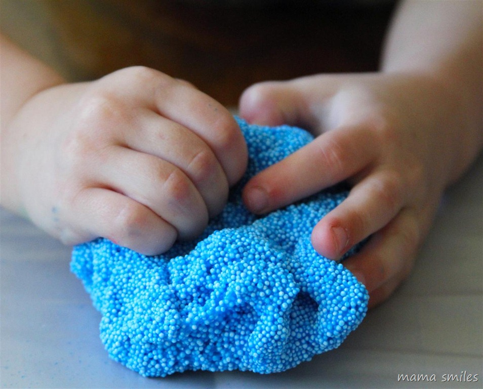 Frivolous Finishes: FLOAM by Nail-Venturous via Ninja Polish