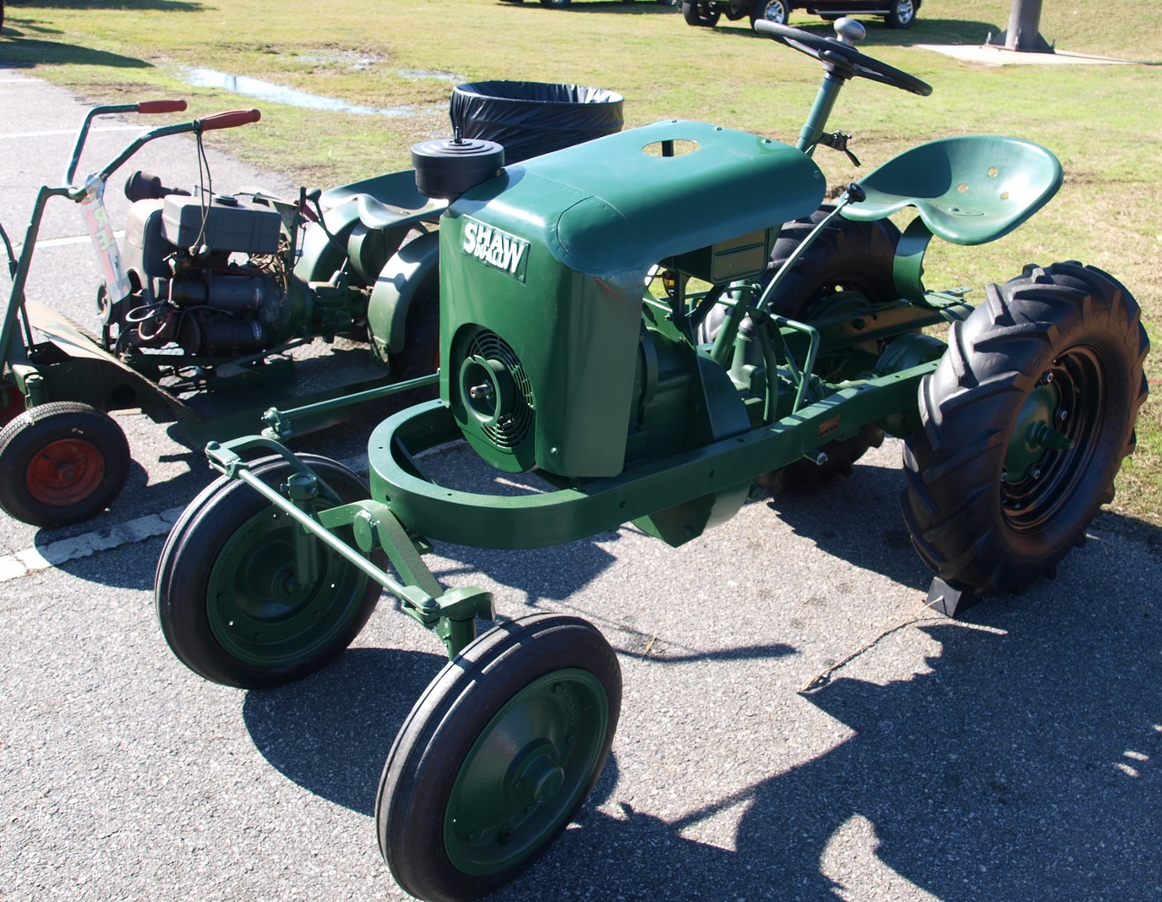 The Iron Mule: Shaw Du-All Model N 8 Garden Tractor