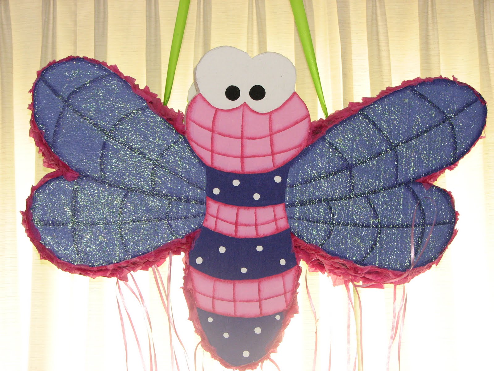 Utopia Party Decor: Pinatas