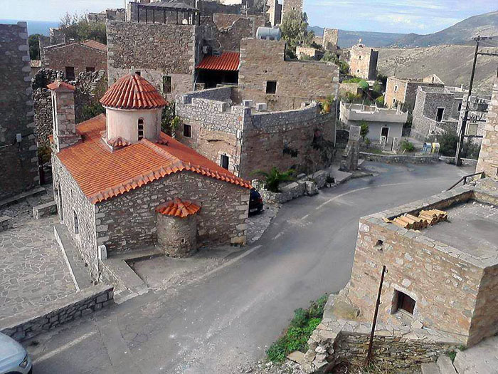 ΝΑΟΙ ΣΤΗ ΜΑΝΗ: ΒΑΘΕΙΑ (ΑΓ.ΣΠΥΡΙΔΩΝ)