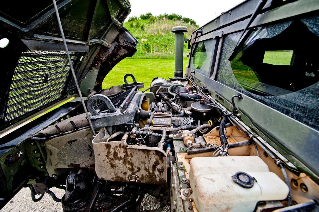 US Army Humvee Driver: Driven to Work Photos - Latest Auto Design