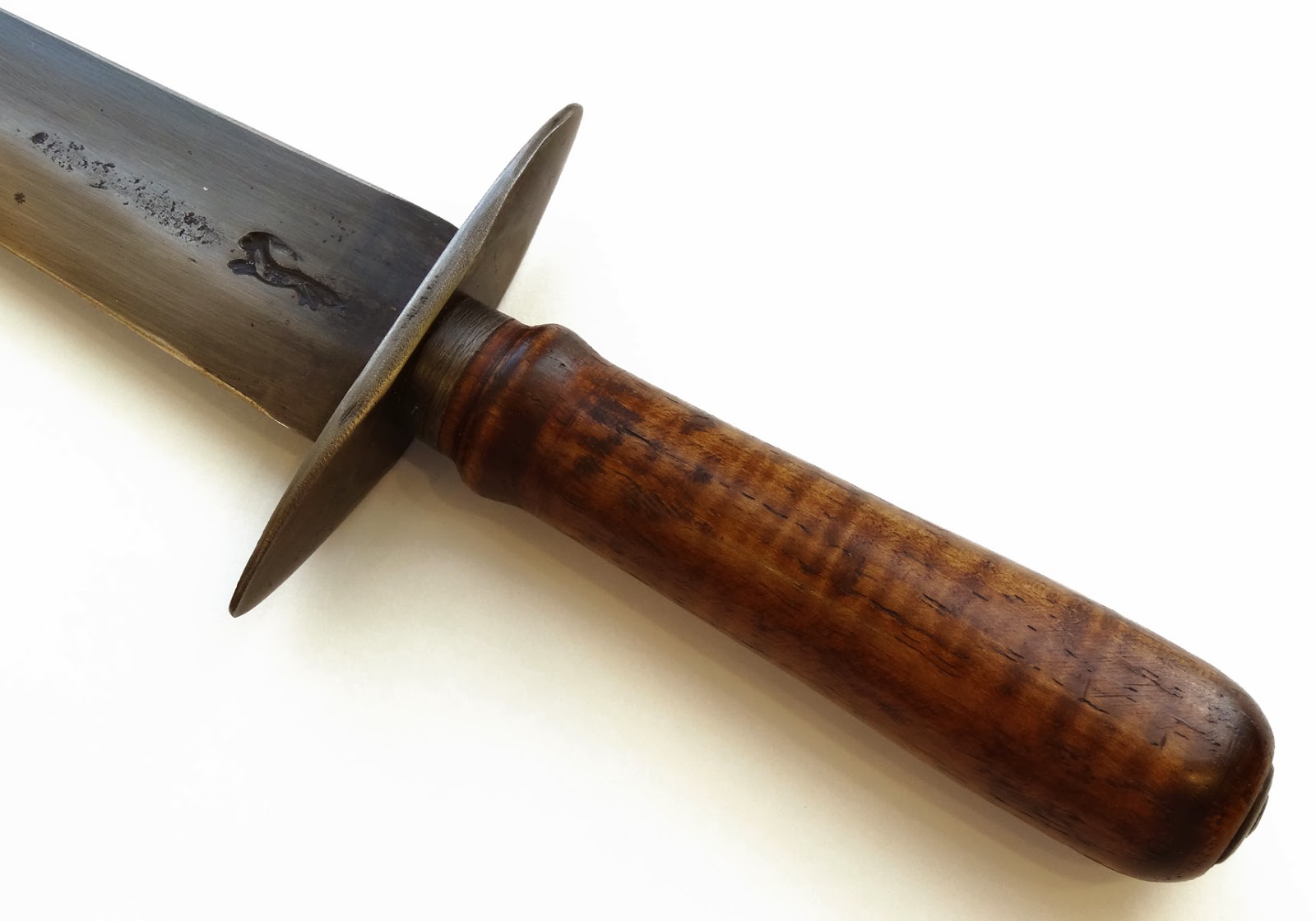 Contemporary Makers: Knife and Sheath by Tim Ridge