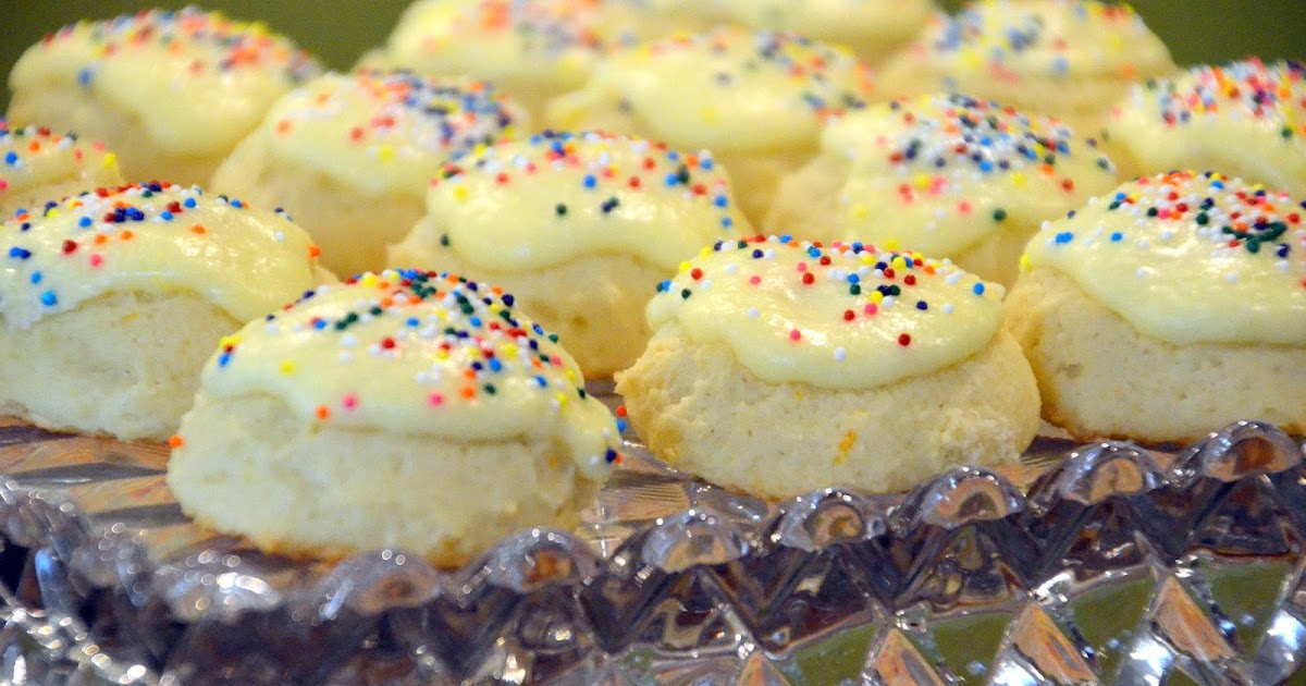 Mennonite Girls Can Cook: Iced Ricotta Cookies