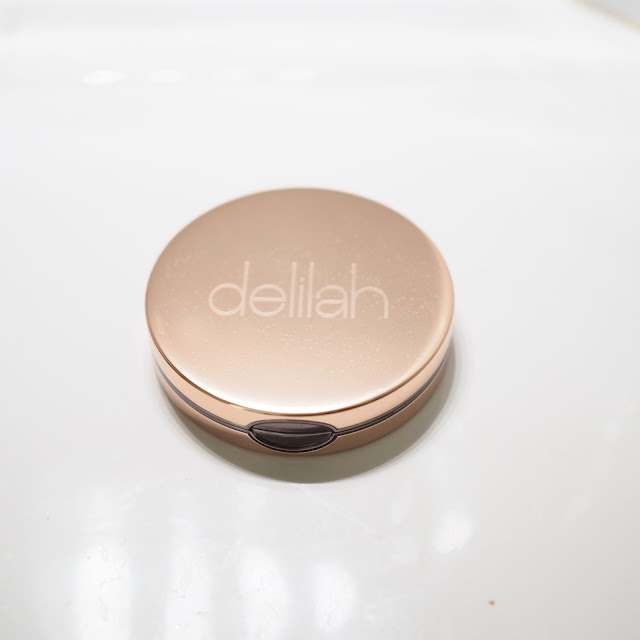 Delilah Pure Light Illuminating Powder In Aura Get Lippie
