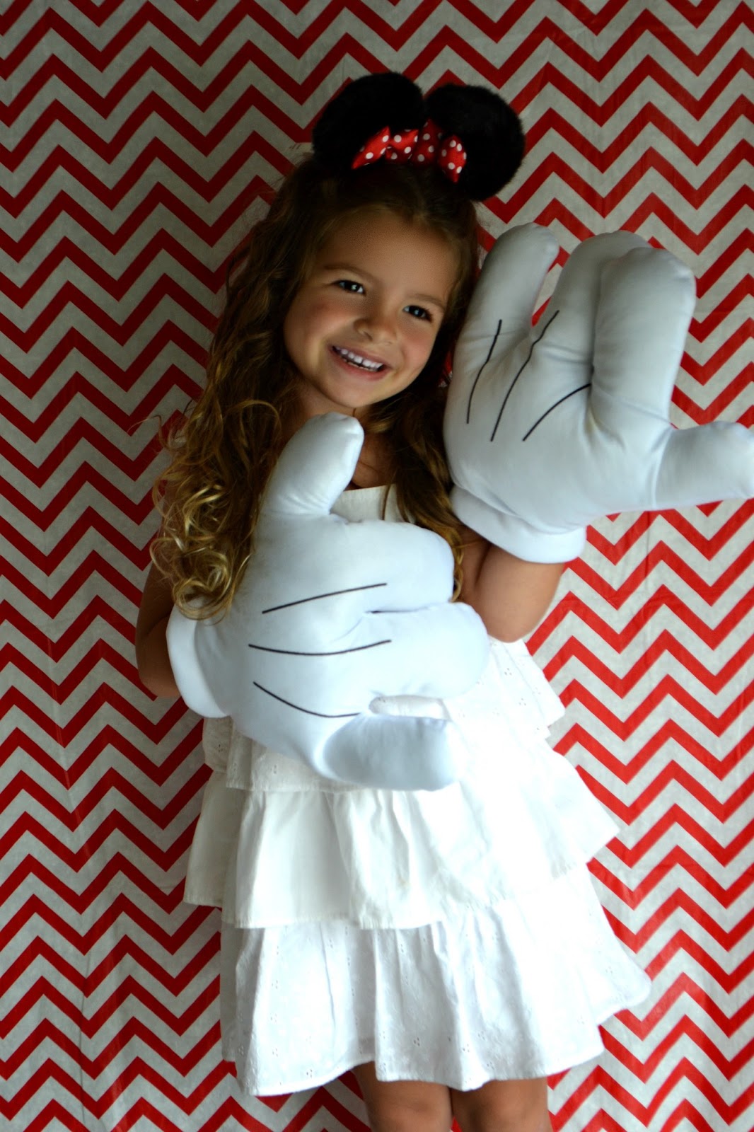 Como hacer guantes de Mickey Mouse - Imagui