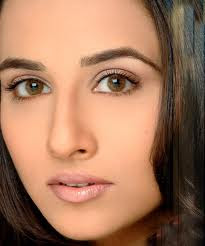 All Awares: Face View of Hot Bollywood Actress Vidya Balan , Cute Face ...