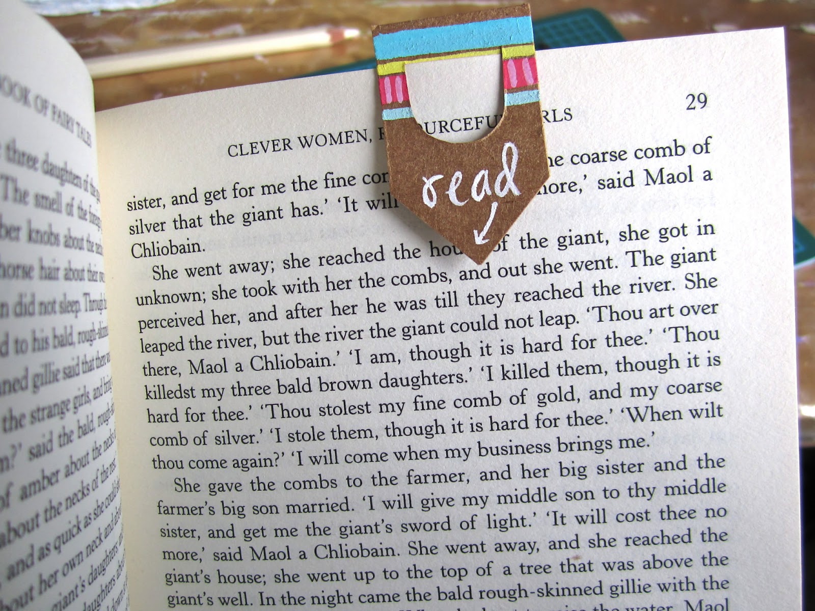 Little Miss Crafty: Making awesome pagemarkers