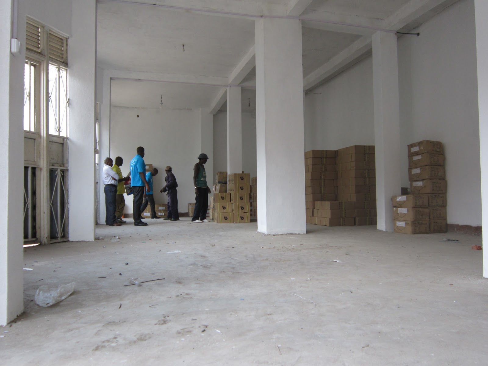 BBOXX Blog: Arrival of BBOXX Congo container in Goma