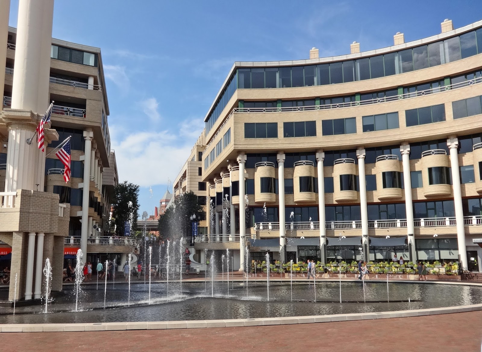 Jax Stumpes: The Washington Harbour (8/6/2016)