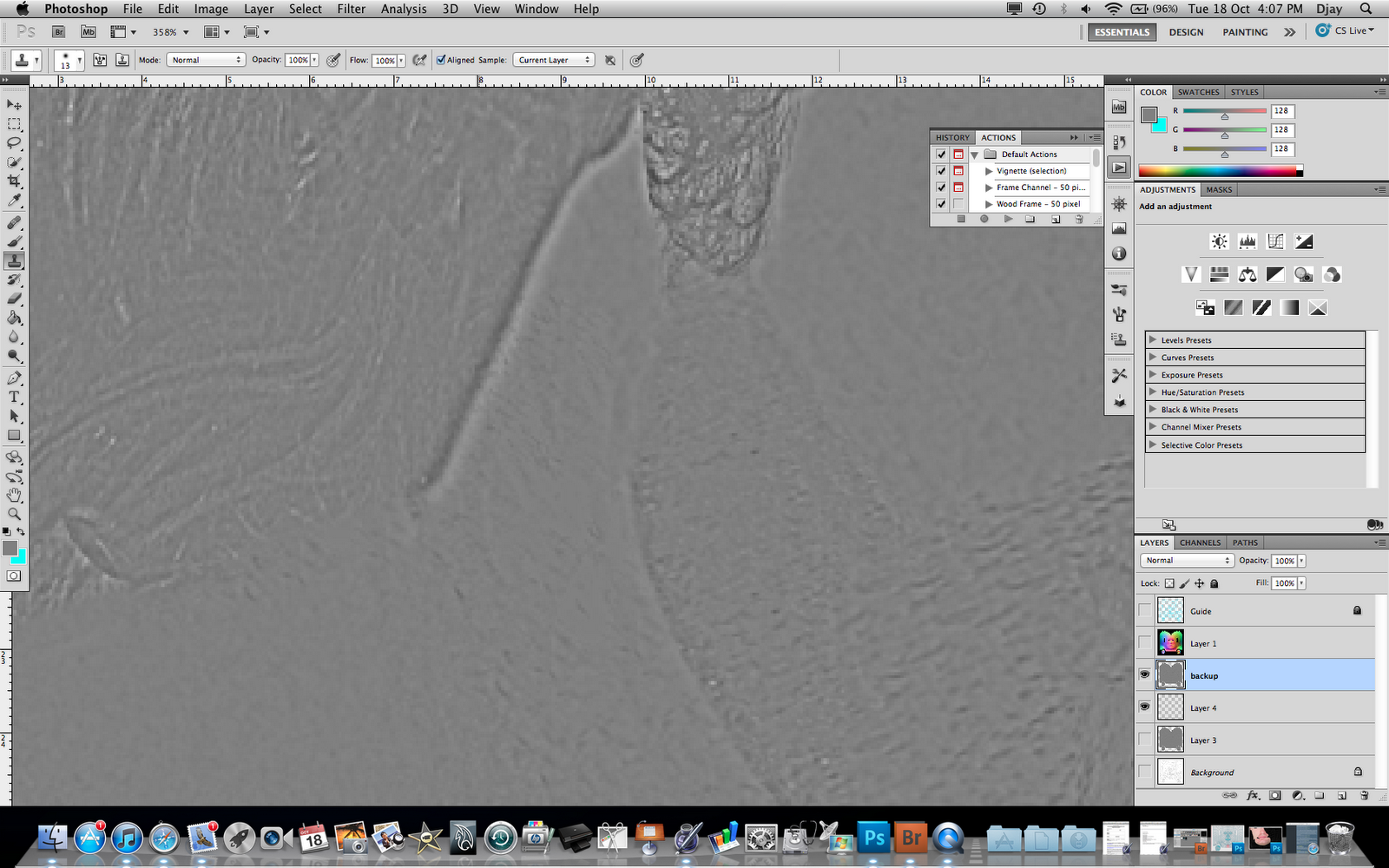 1027218-Virtual environments: Using UVW map to produce head material bitmap