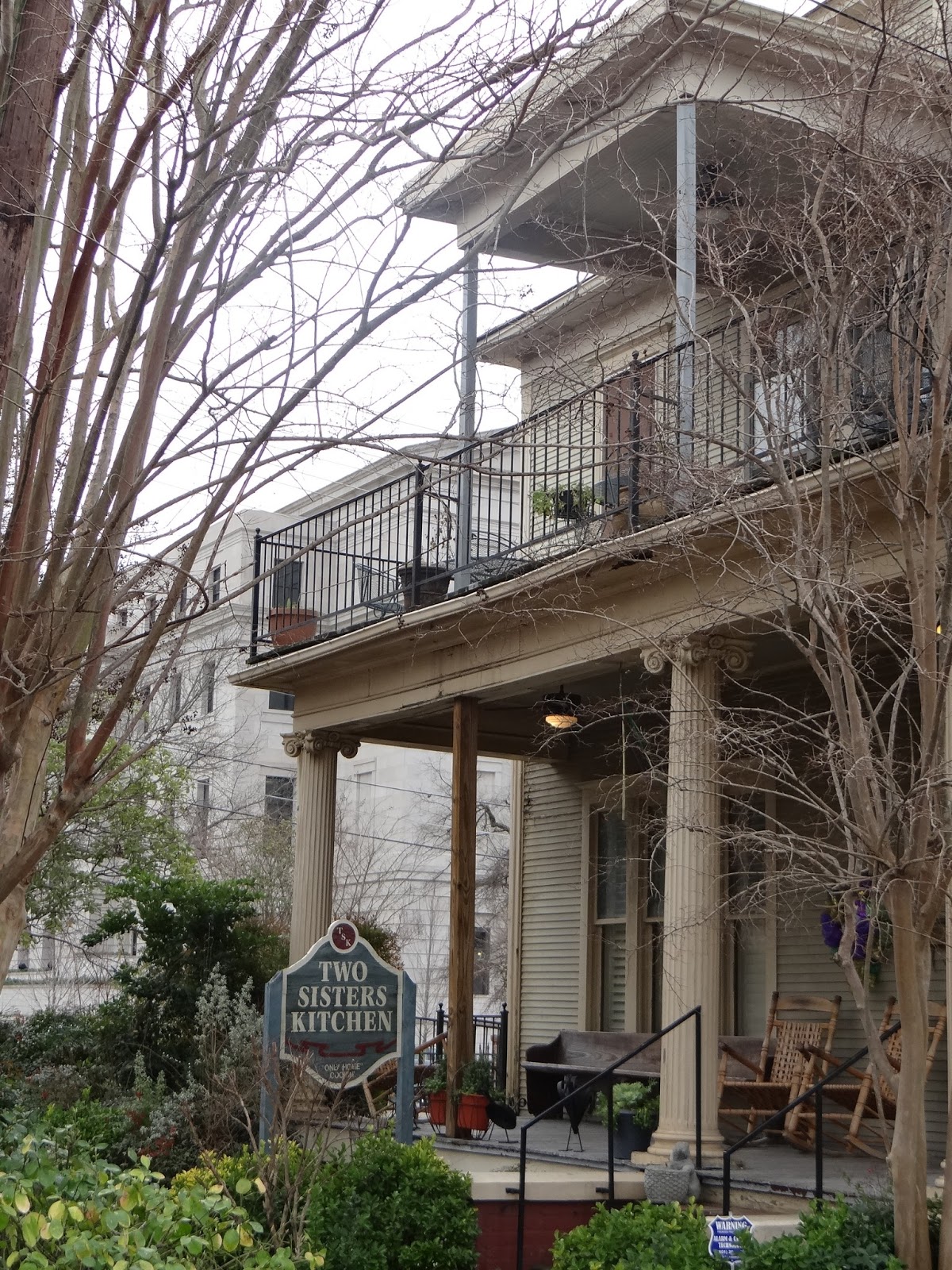 Walkabout With Wheels Blog: Two Sisters' Kitchen in Jackson, Mississippi