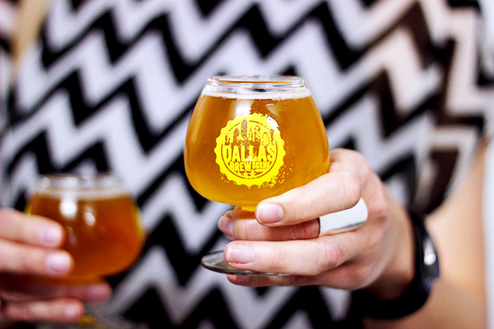 Things To Do In Dallas || Take a Ride on the Dallas Brew Bus | Venus ...