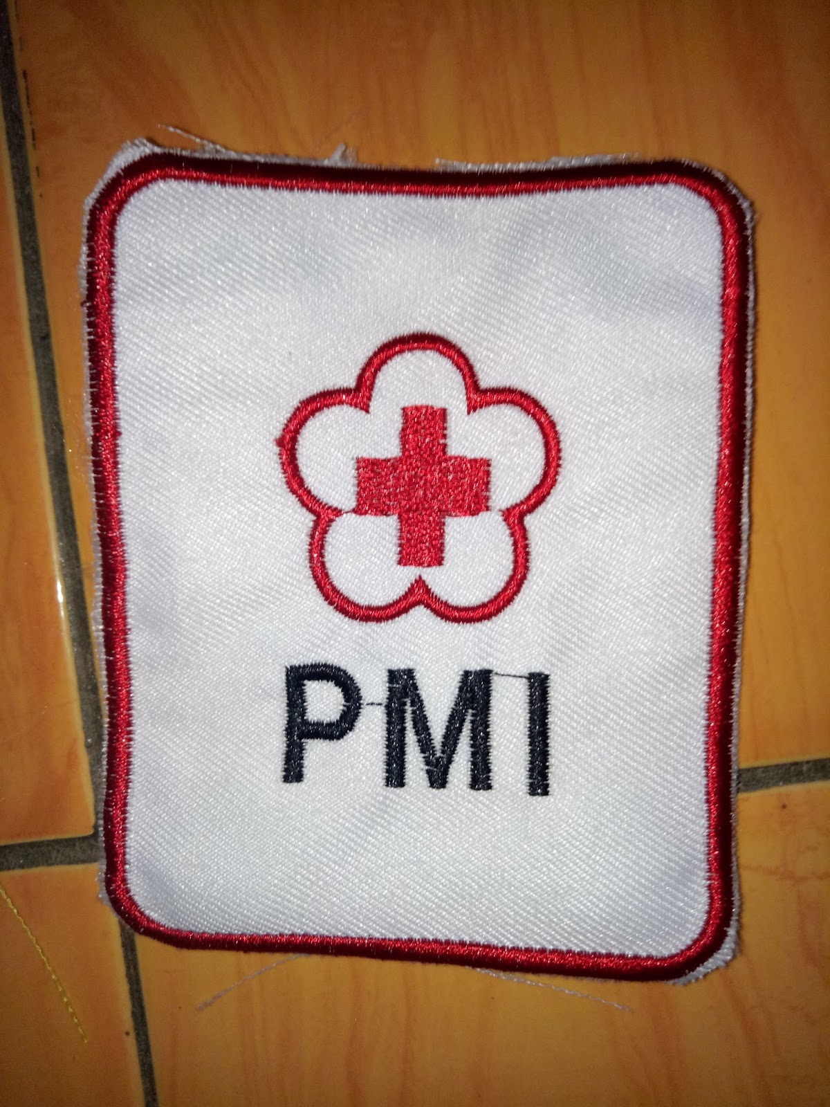 Jual Badge Atribut Baju PMR Madya Wira dan Badge PMI 085642999757 ...