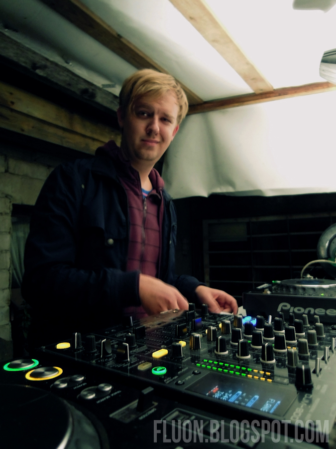 Fluon - night and life: To Polymer from Viimsi from Sinilind from Hoov