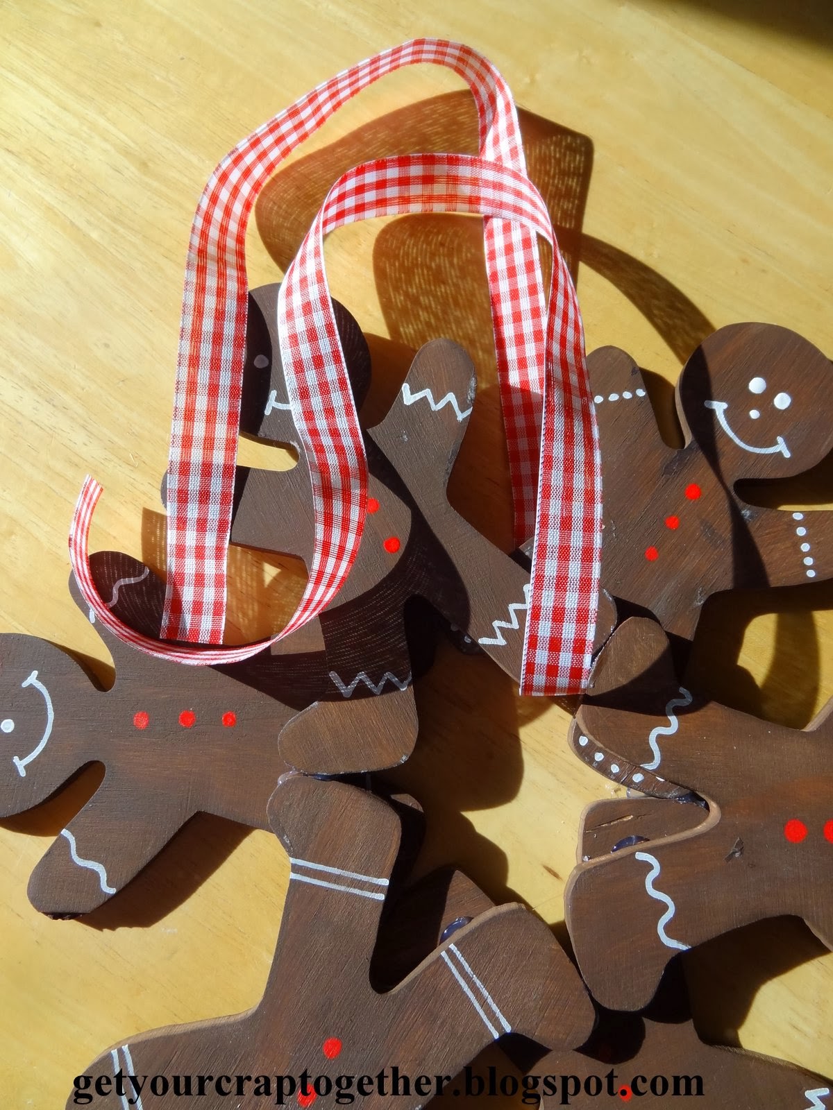 Gingerbread Man Wreath | Sew Simple Home