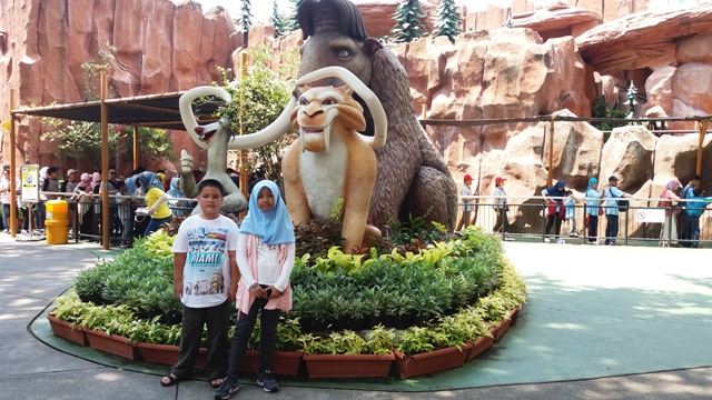 Rekreasi Keluarga di Dunia Fantasi Ancol Bersama Vivalova Viva's ...