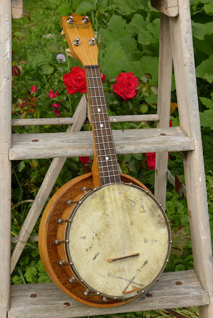 1920s Concertone 8" Resonator Banjo Ukulele