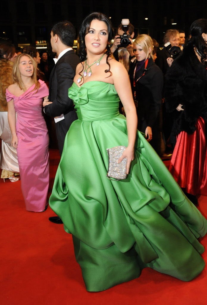 Fashion in Opera Part I: Stylish Divas