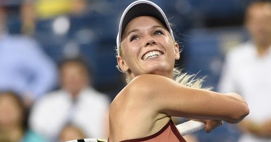 Amazing action: 2 Most Beautiful Women in Sports