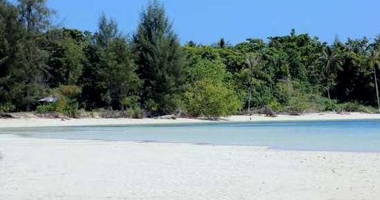 ENJOY THE SILENCE OF BUSUNG BEACH | WISATA YOGYA