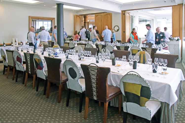 .: Groote Post launches their SeaSalter white blend at the Cape Grace