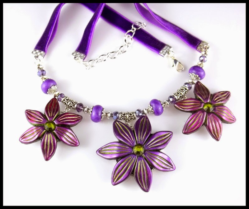 2 Good Claymates: Textured Flowers for Rearranging