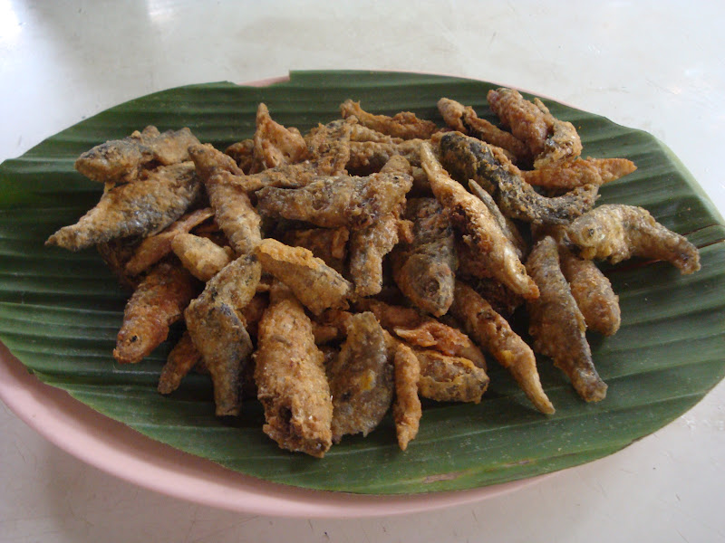 Hesma's Journey of Taste: Wader Goreng