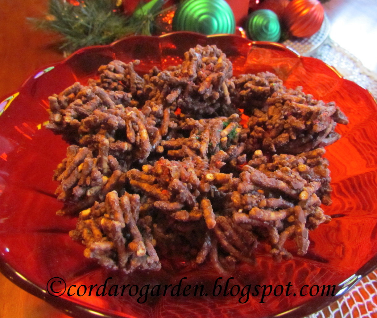 The Gardener of Eden: Thursday's Christmas Kitchen Cupboard.......12/22 ...