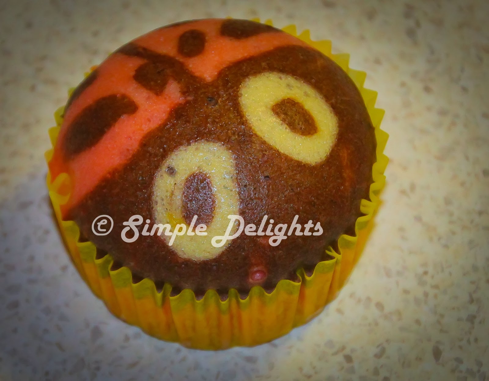 Simple Delights: Ladybug Steam Cupcake