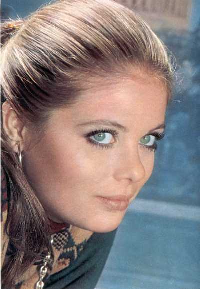 FOTONOVELAS / FOTOROMANZI: ♥ CLAUDIA RIVELLI ♥