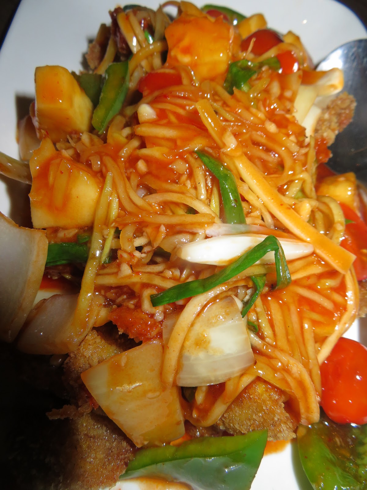 Kee Hua Chee Live!: SHARON LIAN AND LINA CHUA HOSTED BIRTHDAY DINNER ...