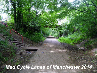 Mad Cycle Lanes of Manchester: Roe Green Loopline 2, Walkden to the M61