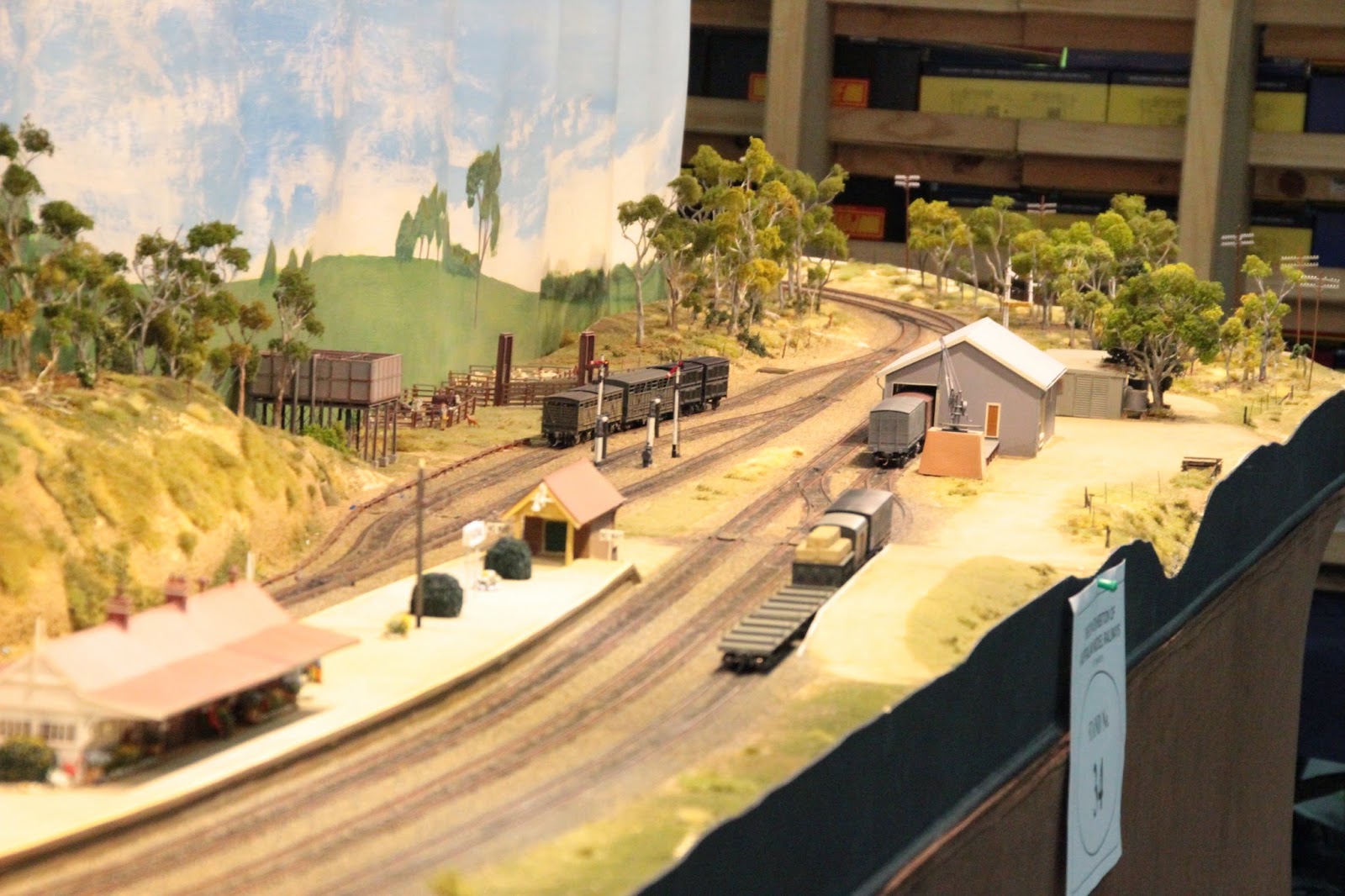 Barcoola: Hobsons Bay model Railway Exhibition 2014 report.