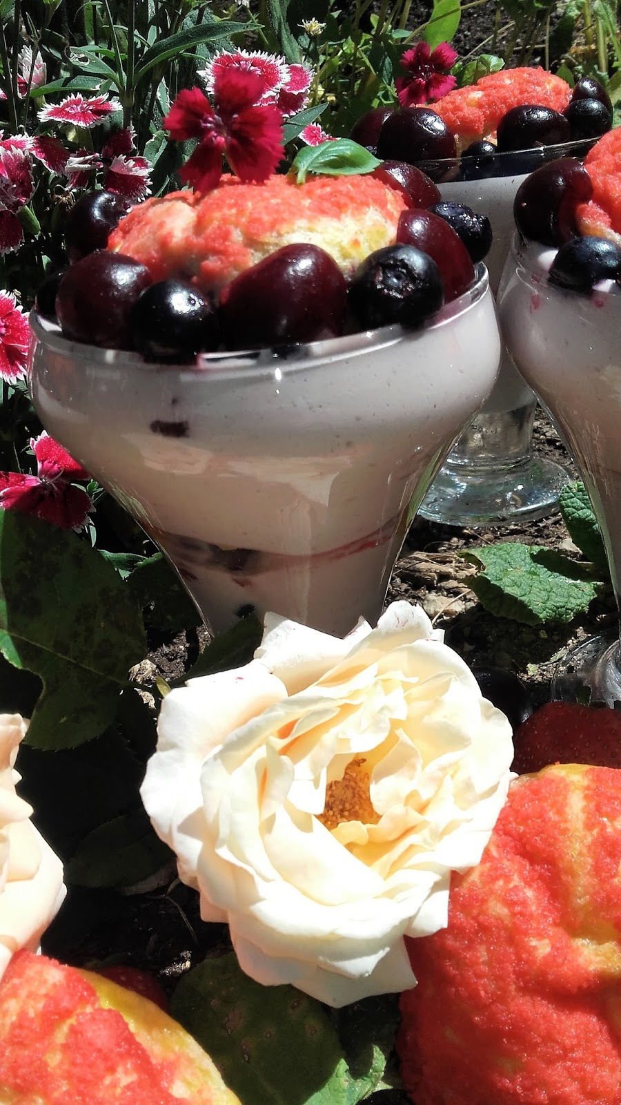 St-Honoré au fruits rouges en verrine