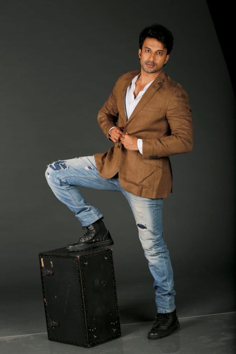 Satya Dev Latest Photoshoot - Latest Movie Updates, Movie Promotions ...