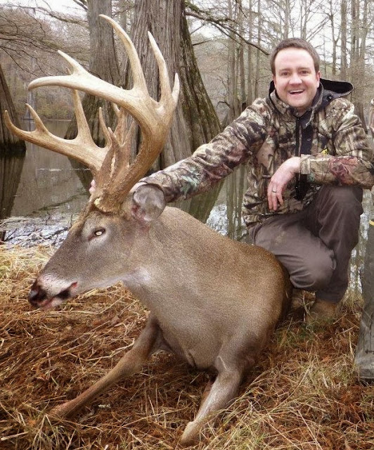 Marian's Hunting Stories, etc., etc., etc...: Massive 16-Point Buck