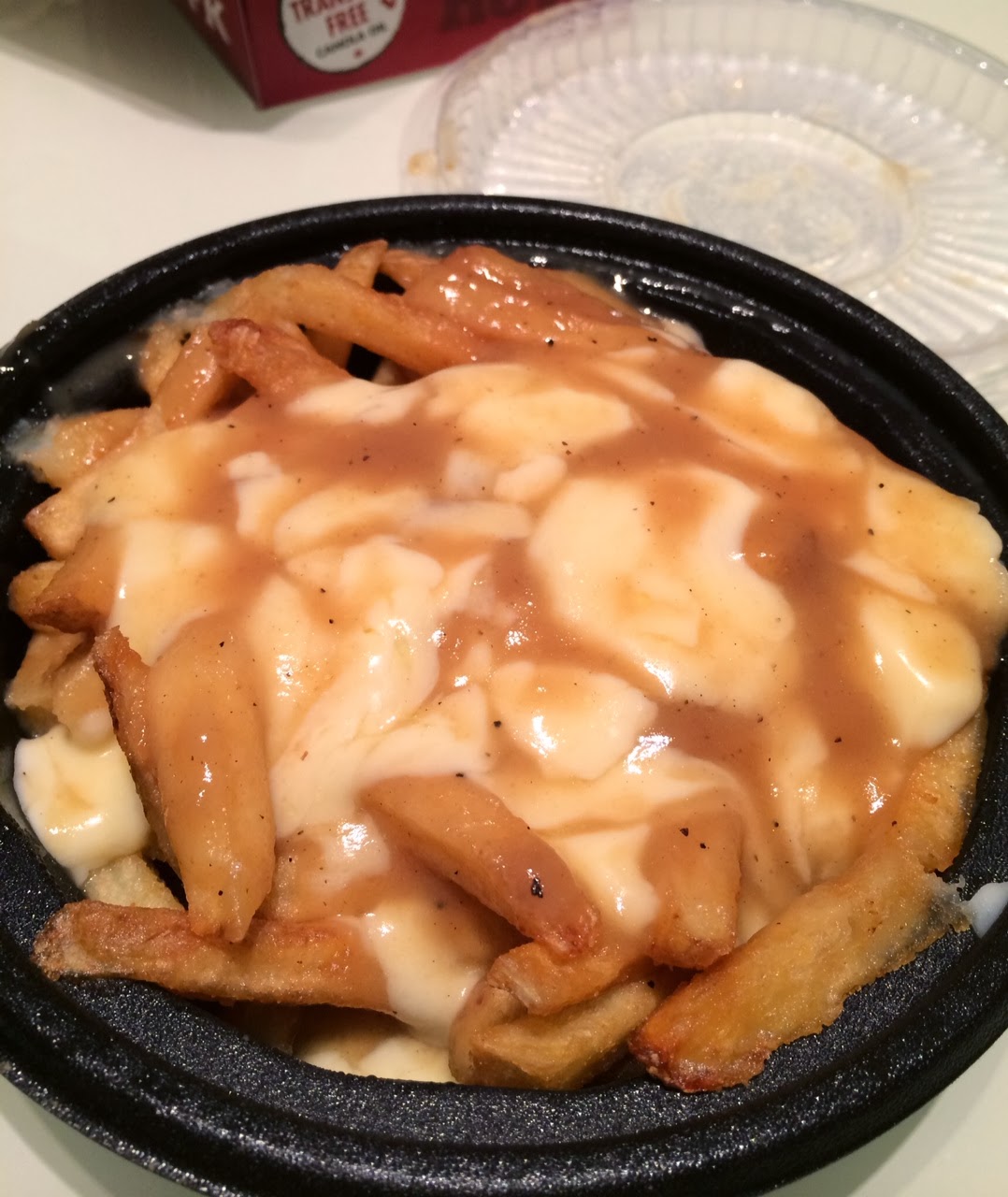 Poutine From KFC / ケンタッキーのプーティン ~ I'm Made of Sugar! - Chihiro's food blog
