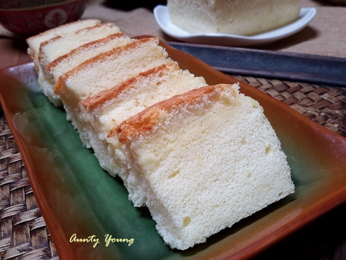 Aunty Young（安迪漾）: Taiwanese Cheddar Cheesy Sponge Cake （古早味车达芝士蛋糕）