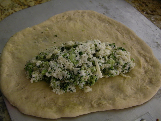 Chef Mommy: Broccoli Ricotta Calzone