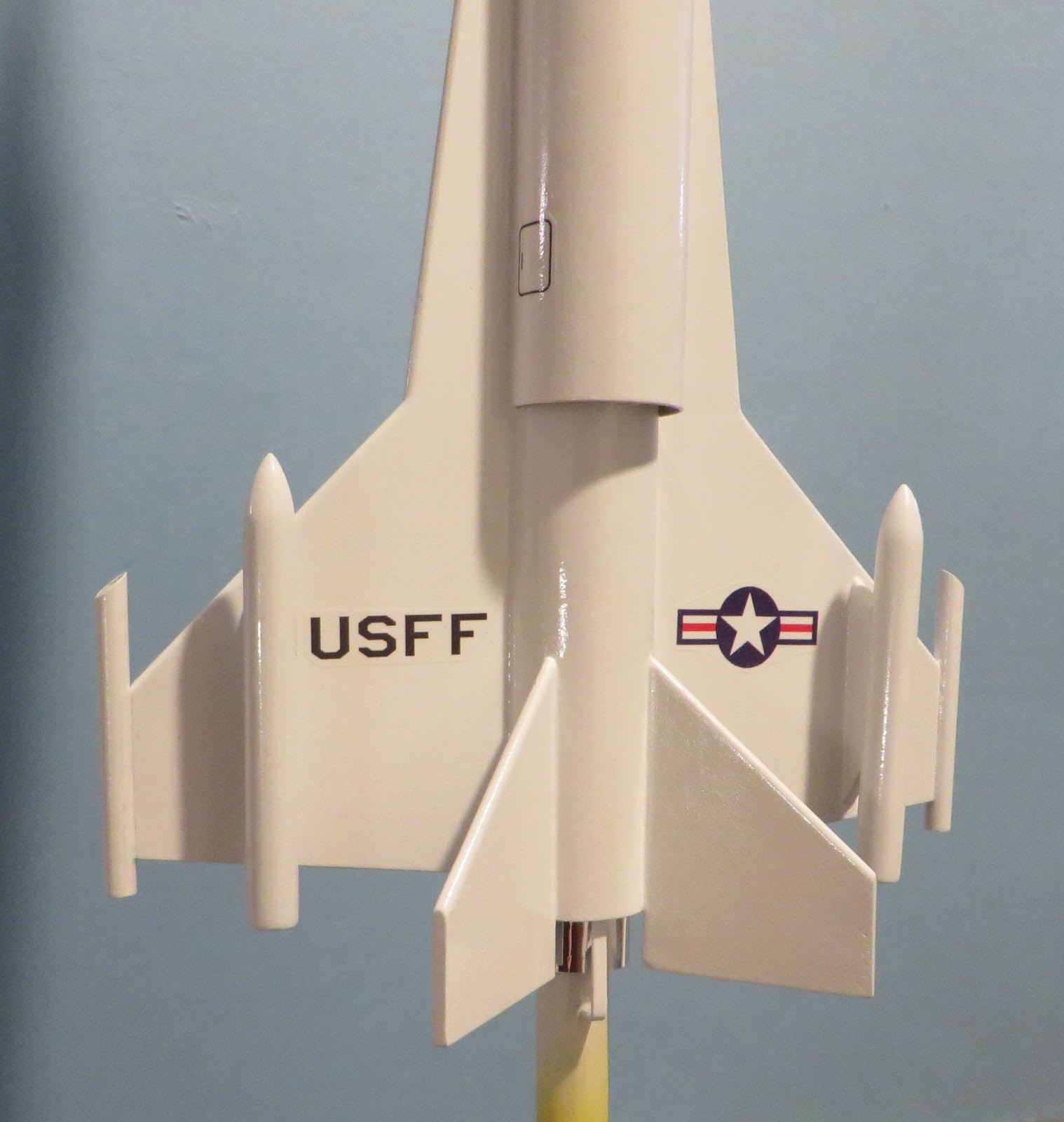 Model Rocket Building: Odd'l Rockets F-16 Kit Now Available!