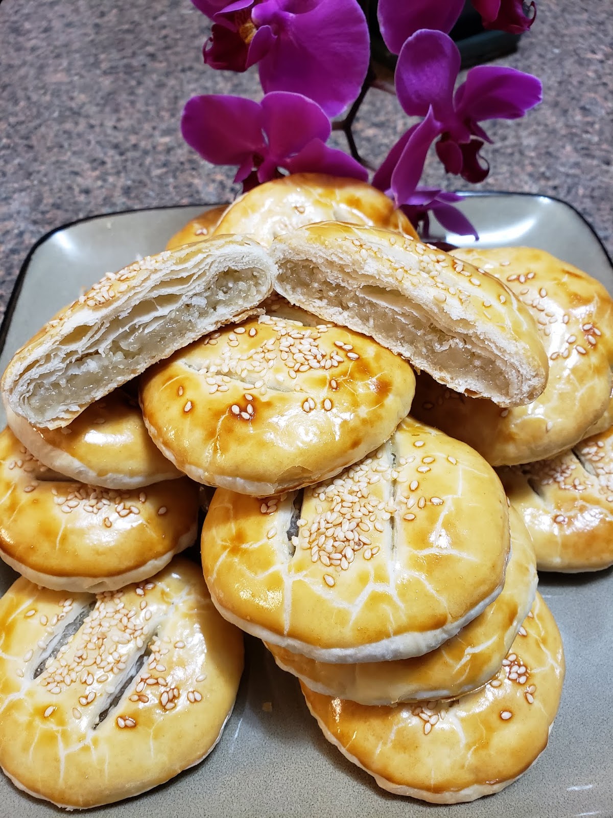 Kristy's Corner: Wife Cake/Lao Po Bing 老婆饼