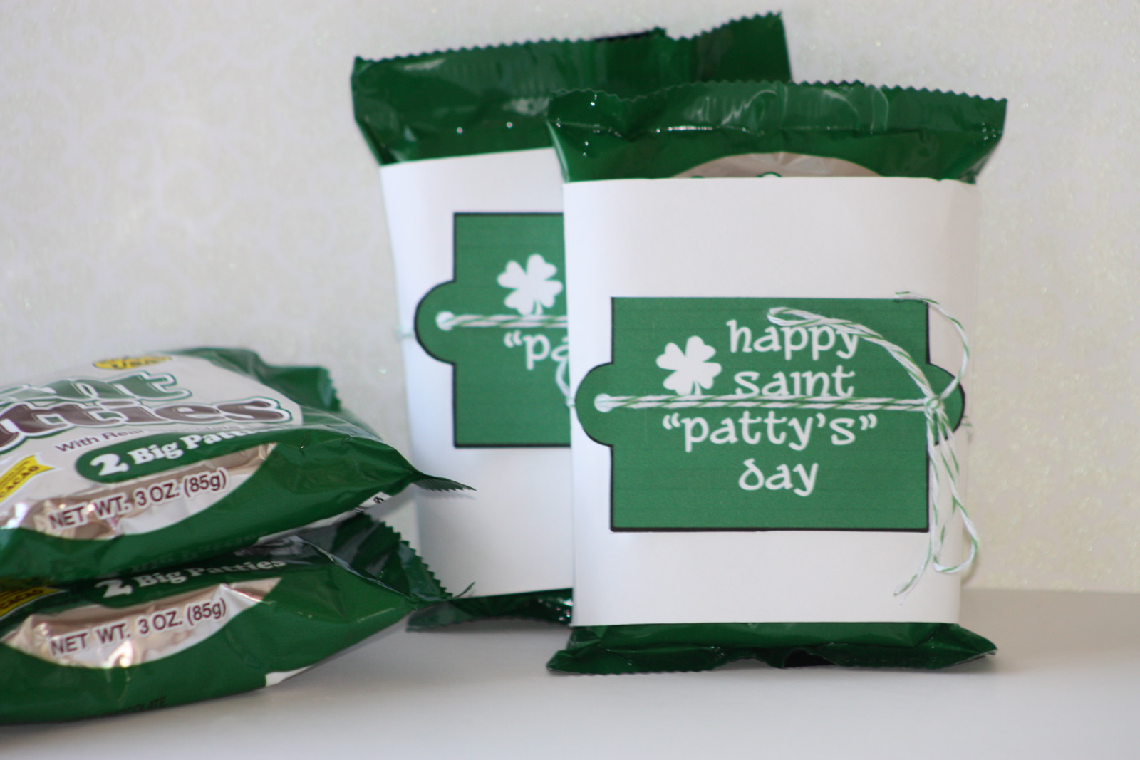 like a pretty petunia: [St Patrick's Day] Peppermint Patty Favor