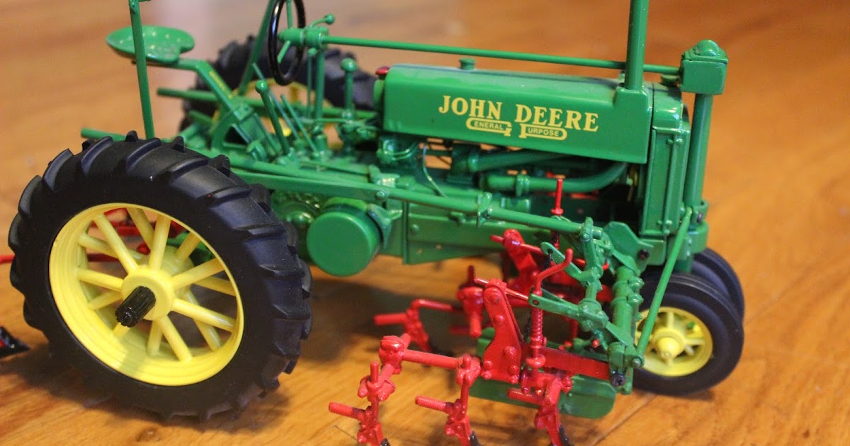 Spoelman Family Toy Tractor Collection: Antique Toy Tractors