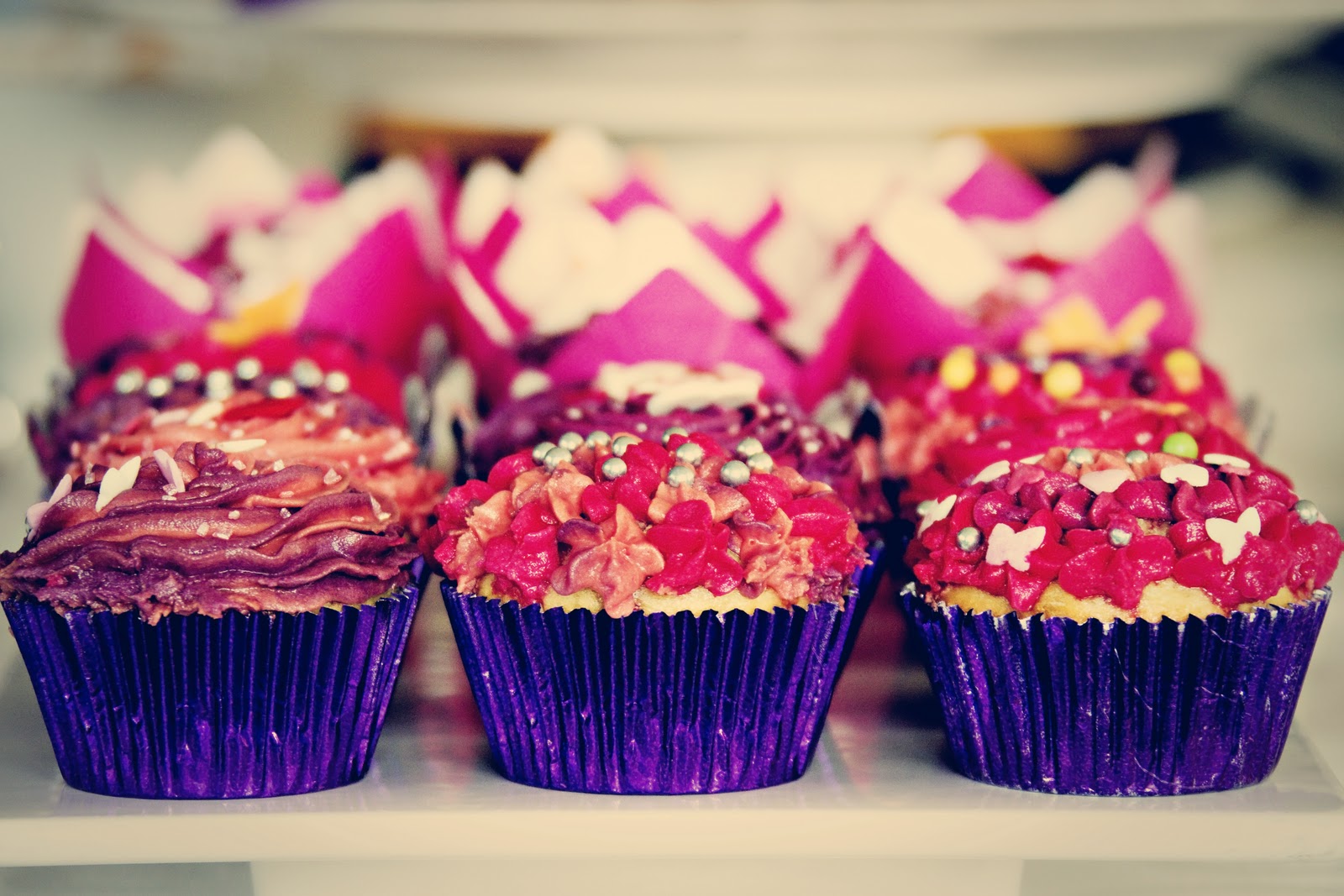 Petaloutha: My Neices Matric Dance Cupcakes♥