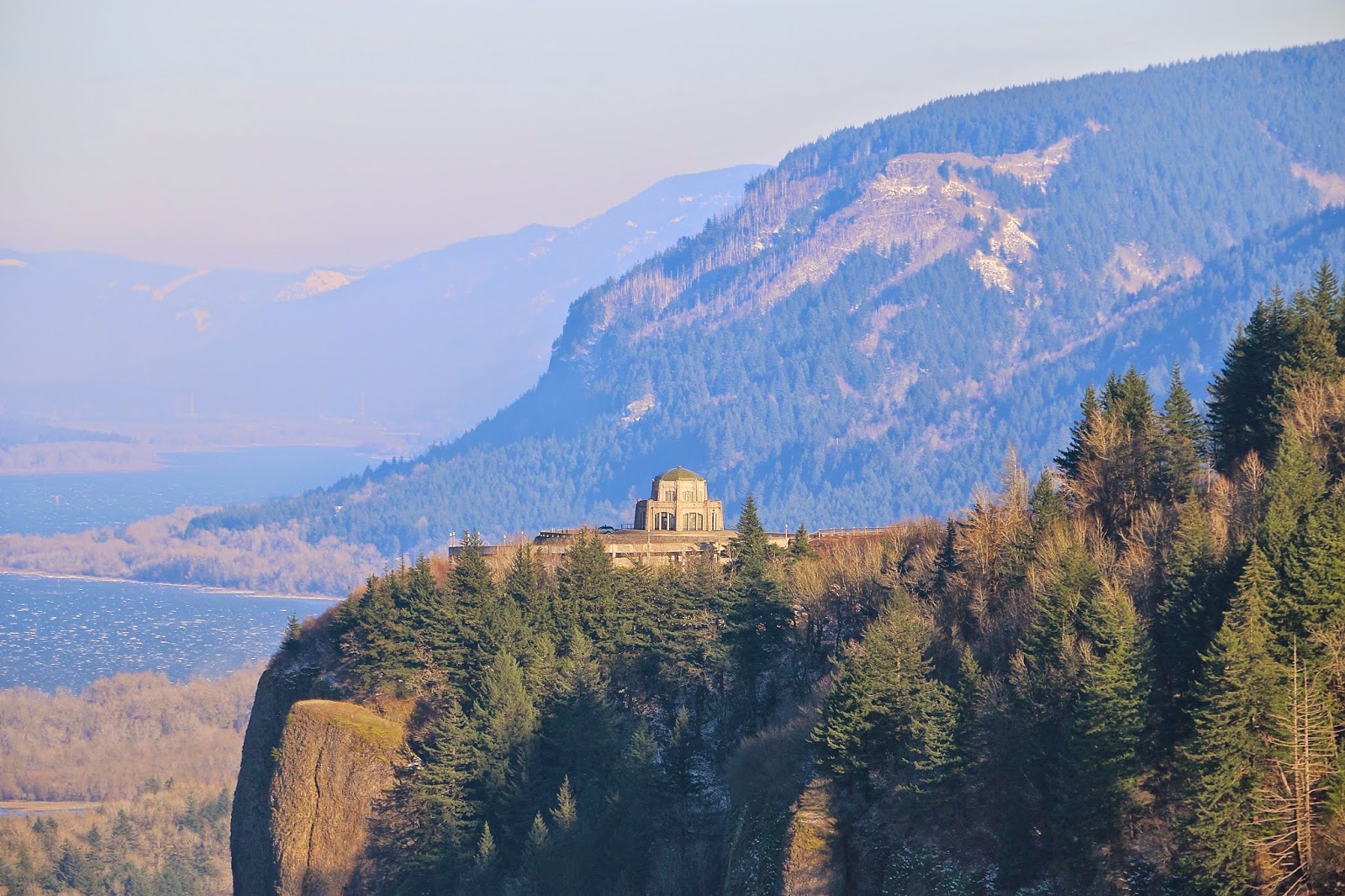 Russman's spot: Oregon. Historic Route 30 & Waterfalls