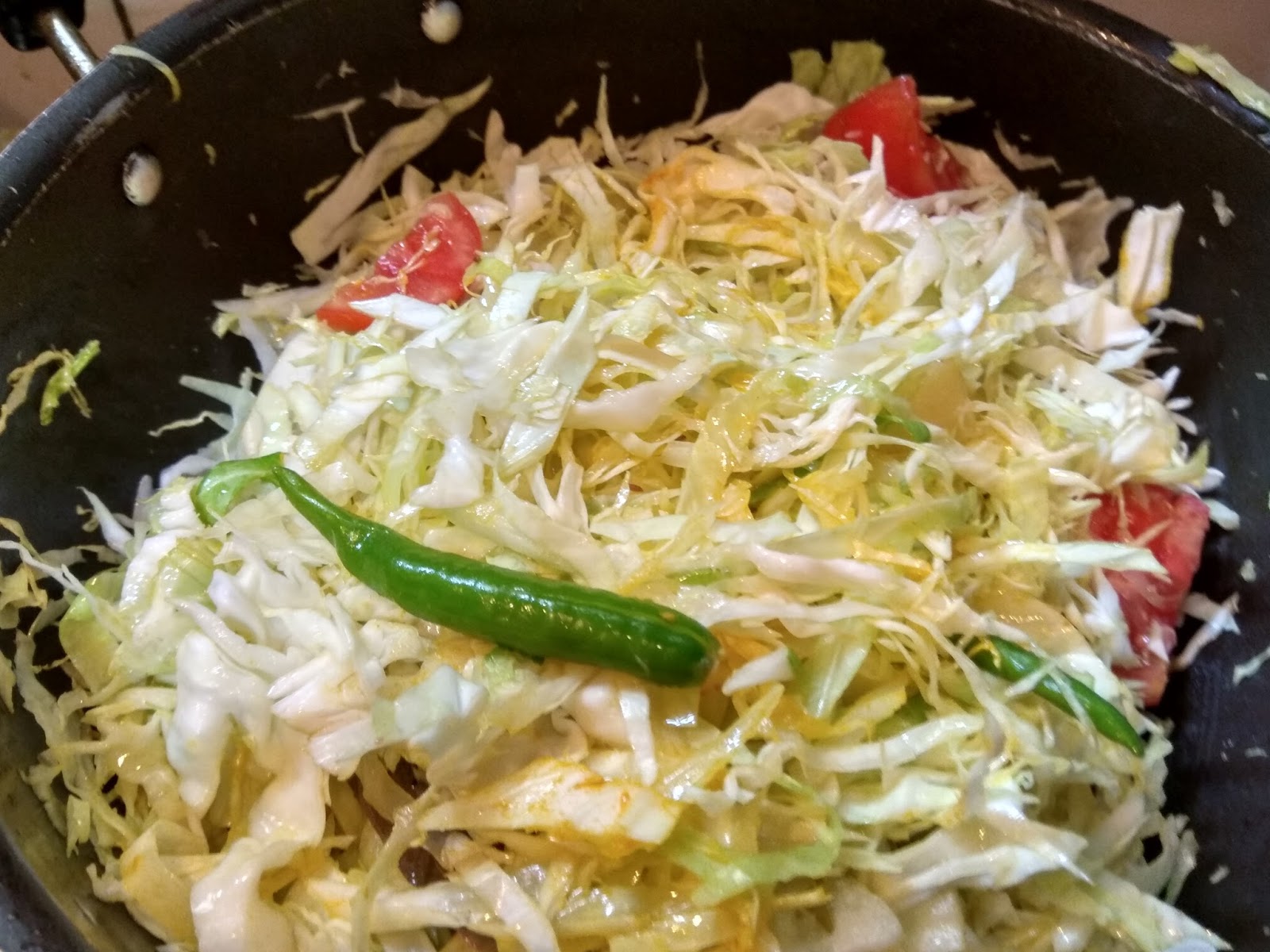 Ghar Ka Khana: Cabbage or bandhakopi (The Bengali way) Recipe