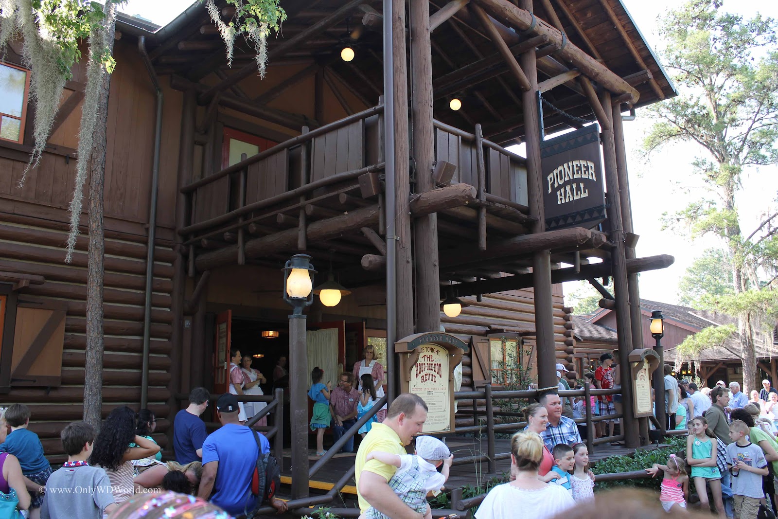 Disney World Family Fun At The Hoop-Dee-Doo Musical Revue | Disney ...