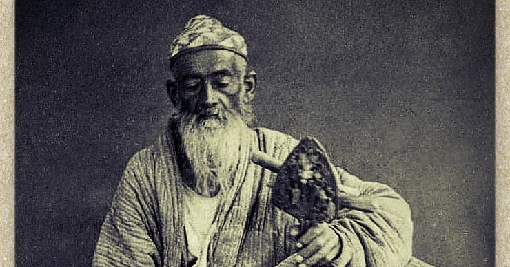 INSTRUMUNDO Instrumentos Musicales: Kobuz, Kobiz, қобыз, Kyl-kobyz, Kauz